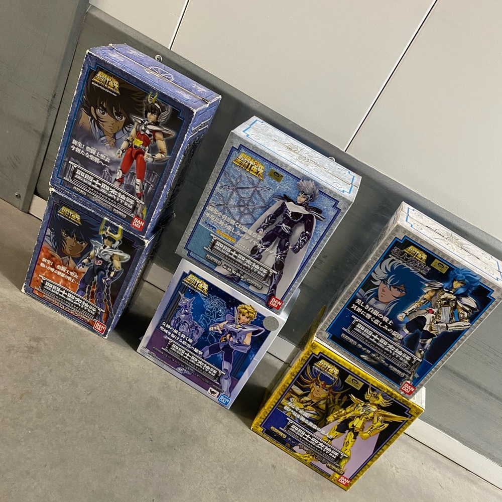 Action Figures - Gem